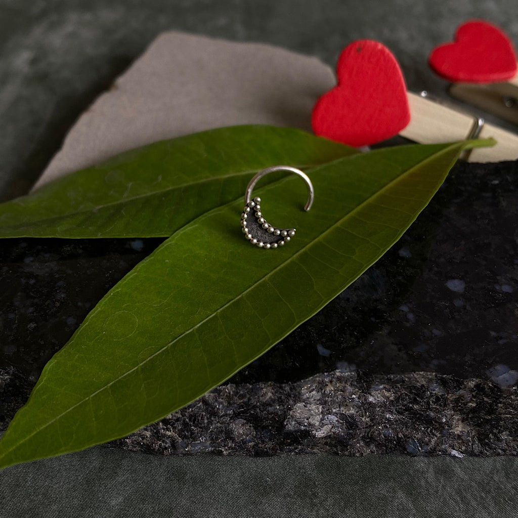 Crescent Moon Nose Pin – Gypsy Maal