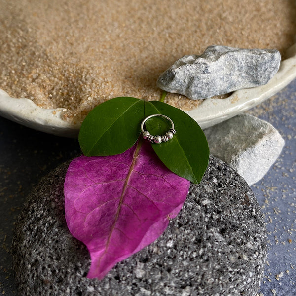 Trippy Beads Ring (small) – Gypsy Maal