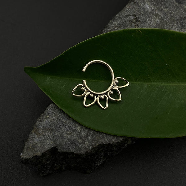 Flower Petals Septum Ring – Gypsy Maal