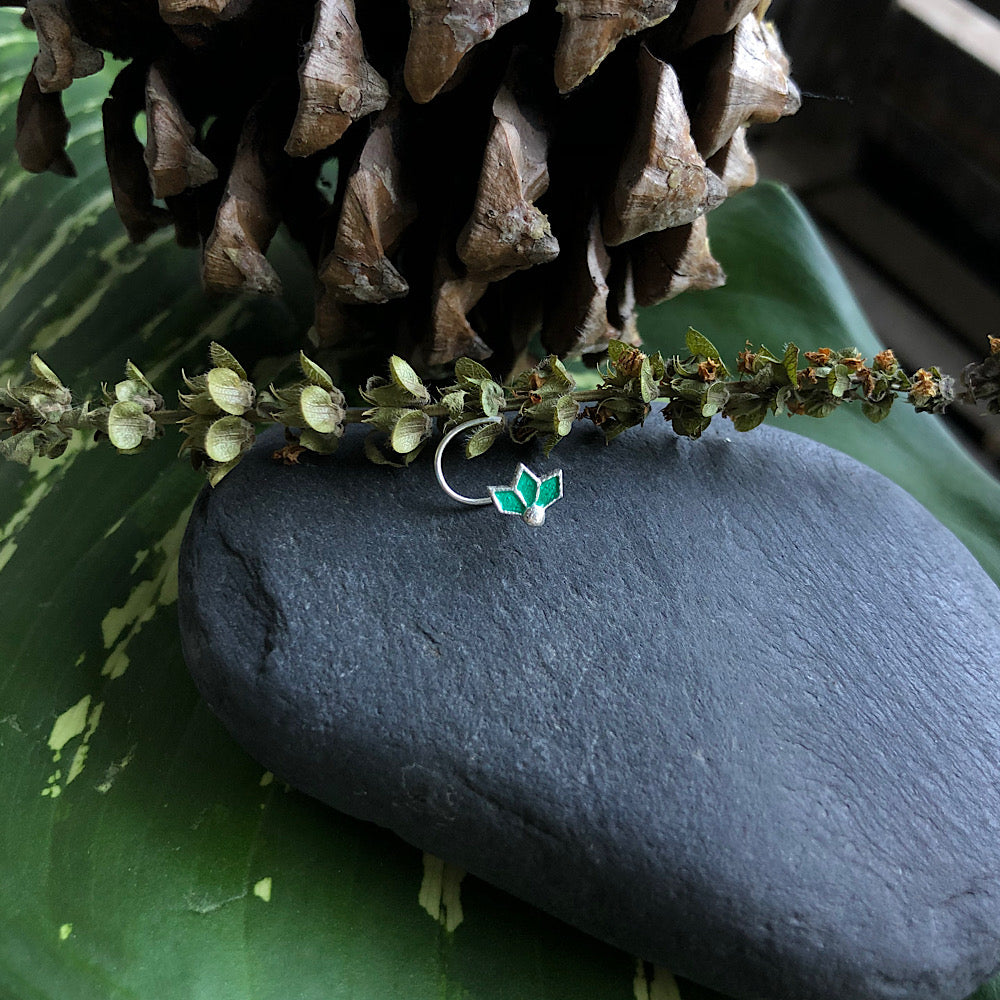 Green Lotus Nose Pin – Gypsy Maal