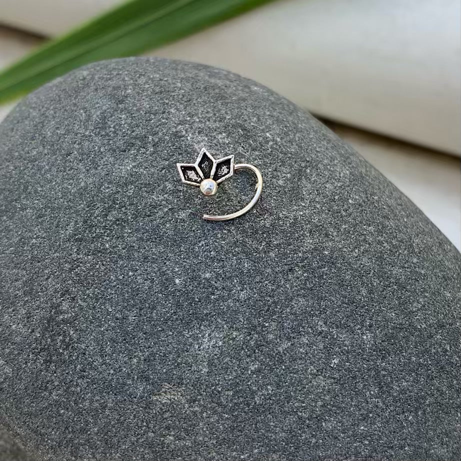 Antique Lotus Nose Pin – Gypsy Maal