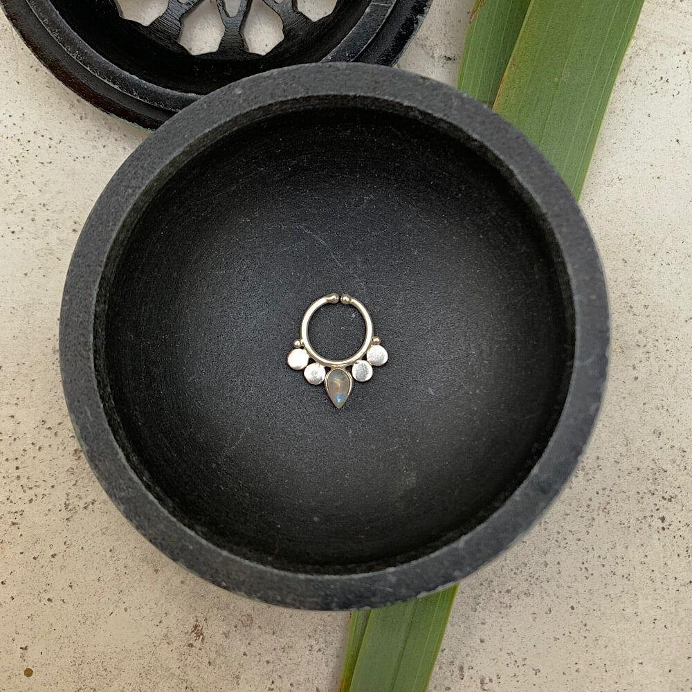 Trippy Moon Stone Ring – Gypsy Maal