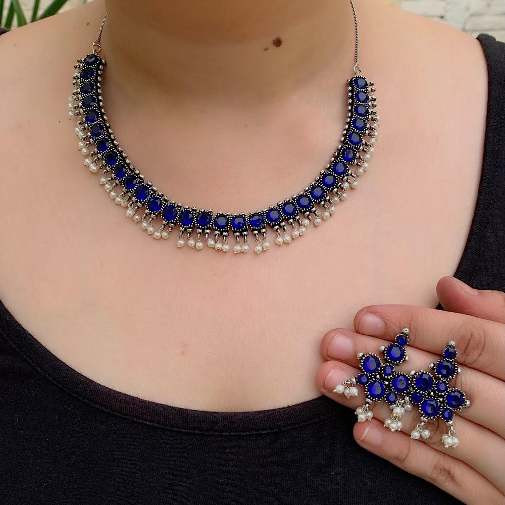 Titanic Blue Neck String with Earrings – Gypsy Maal
